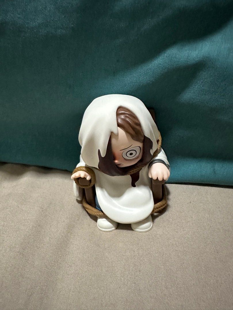 The Conjuring Universe (Carolyn Perron Possession), Hobbies & Toys ...