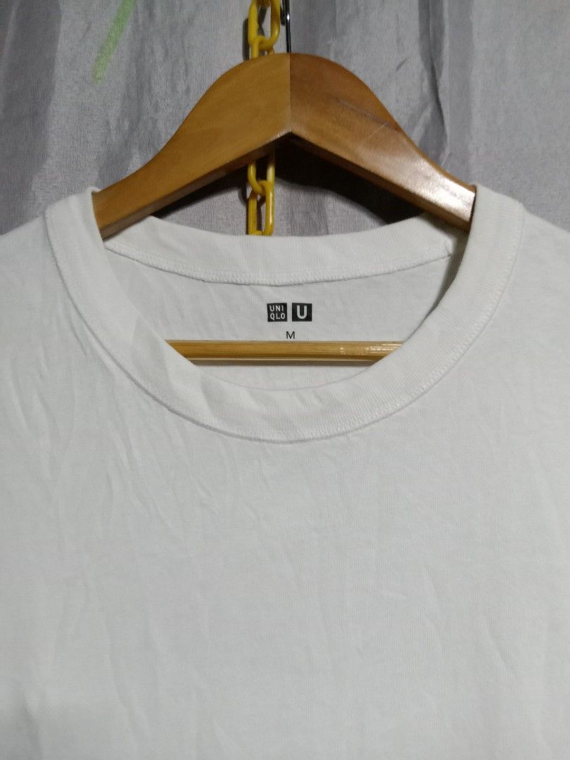 Uniqlo Plain White Tee on Carousell