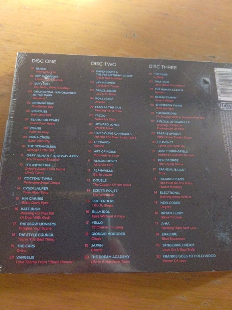 V.A. Chilled Electronic 80s 3CD NEW SEALED, 興趣及遊戲, 音樂、樂器 & 配件, 音樂與媒體 - CD 及 DVD - Carousell