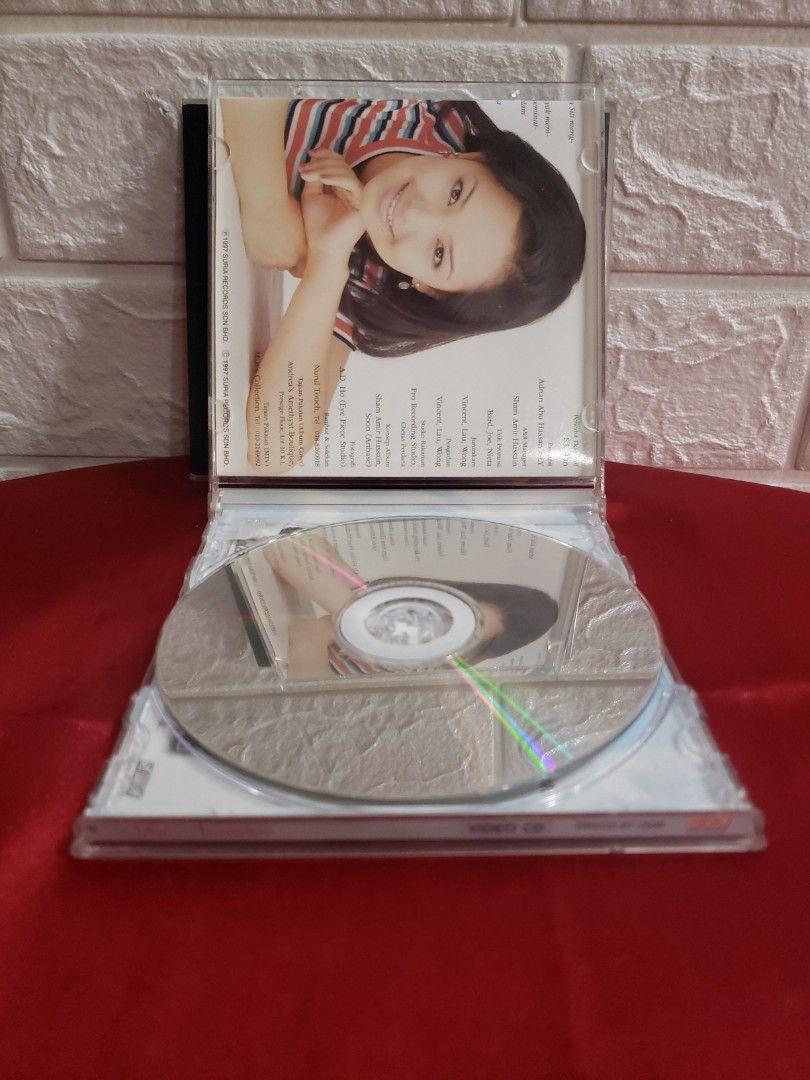 VCD KARAOKE SRVCD 97-1009 / 1997 - SITI NURHALIZA _ FIRST ALBUM, Hobbies & Toys, Music & Media ...