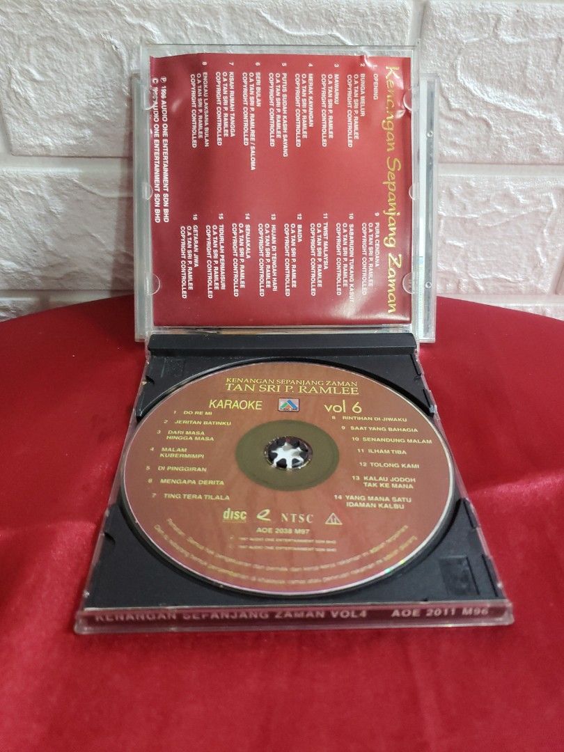 VCD KARAOKE P.RAMLEE / 1996 - SENIMAN AGUNG TAN SRI P.RAMLEE / P RAMLEE ...