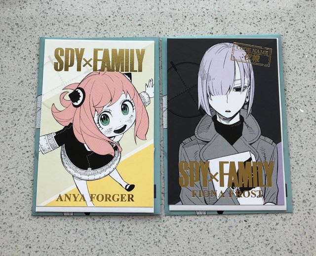 WTS LFB Instock Spy x family sxf jump gold foiled postcards anya forger ...
