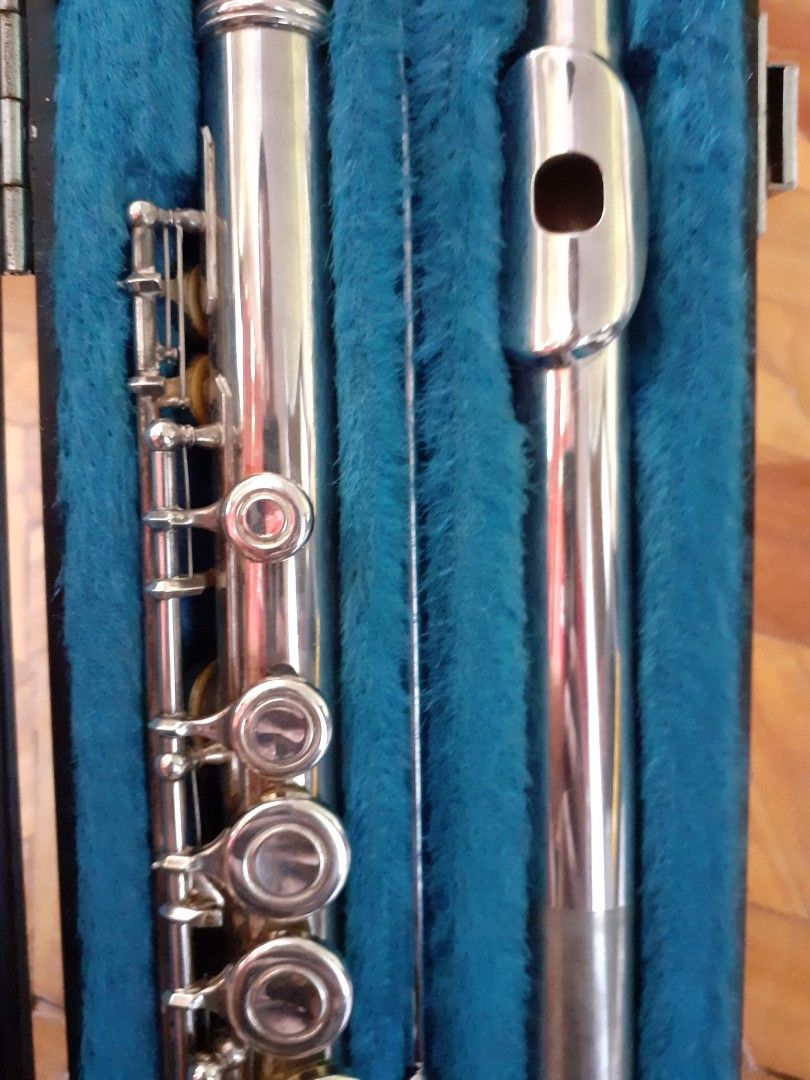 Yamaha Flutes, Hobbies & Toys, Music & Media, Musical Instruments on ...