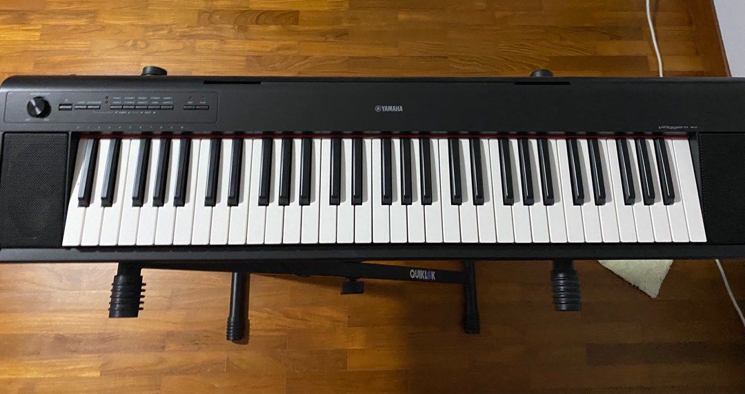 Yamaha NP12 Piaggero Portable keyboard, Hobbies & Toys, Music & Media ...