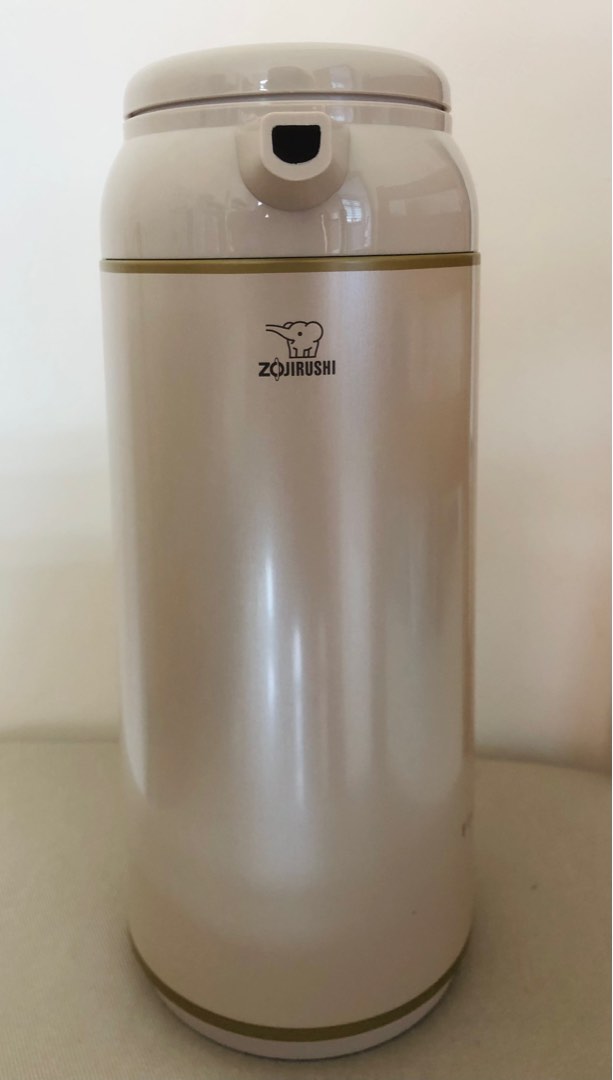 Zojirushi Thermal Flask(1.3L), Furniture & Home Living, Kitchenware ...