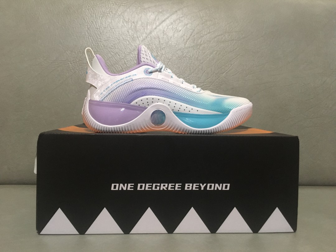 361 AG2 LVLUP, Men's Fashion, Footwear, Sneakers on Carousell