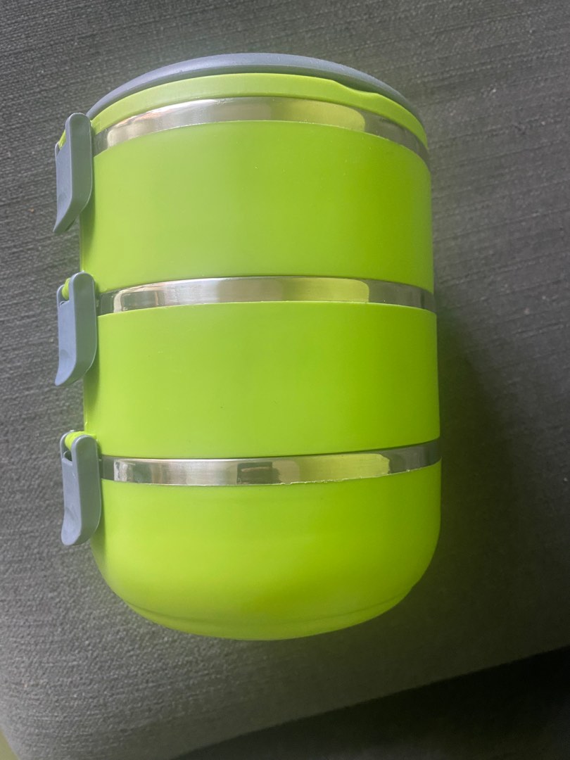 3 layer tingkat container, Furniture & Home Living, Kitchenware ...