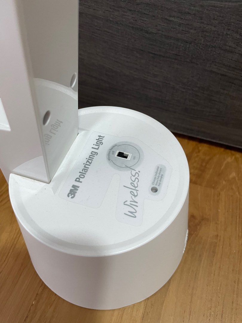 3M LED P1600 wireless polarizing desk lamp, TV & Home Appliances ...