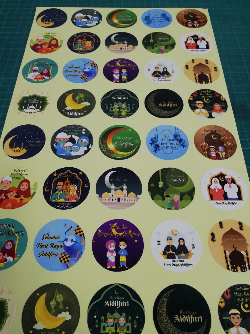 35 pieces Selamat Hari Raya sticker labels in a sheet of A4 (Assorted ...
