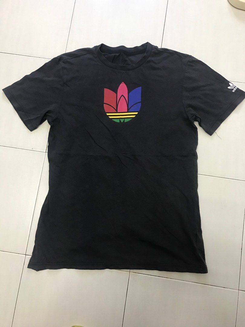 Adidas bunga, Men's Fashion, Tops & Sets, Tshirts & Polo Shirts on Carousell