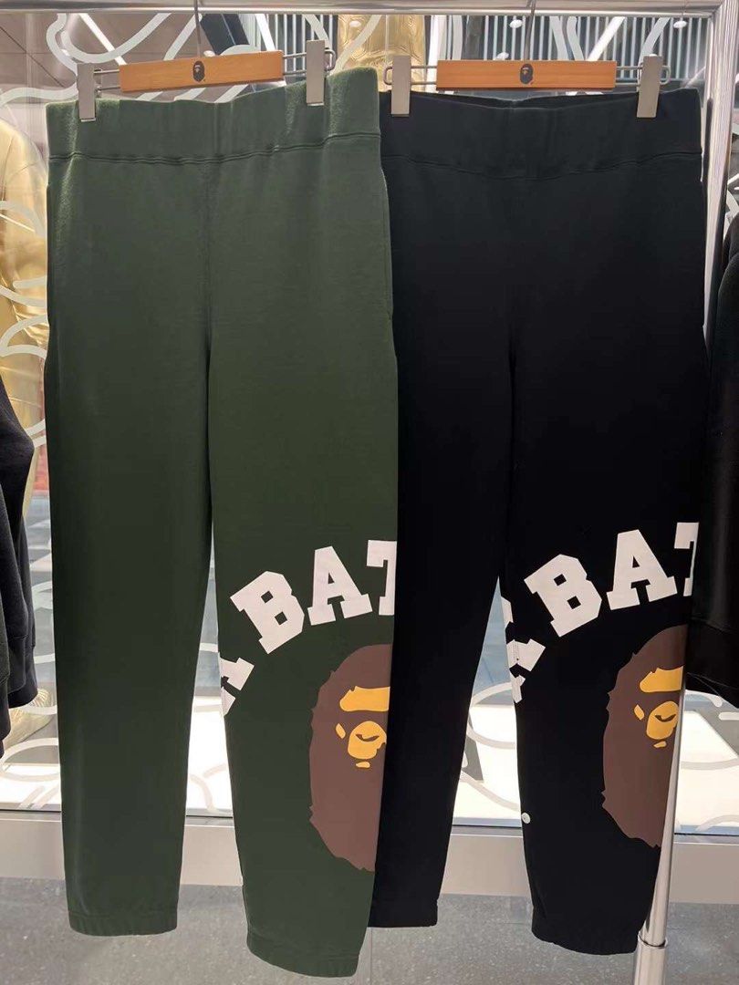 BAPE GIANT COLLEGE SWEAT PANTS, Men's Fashion, Bottoms, Joggers on ...