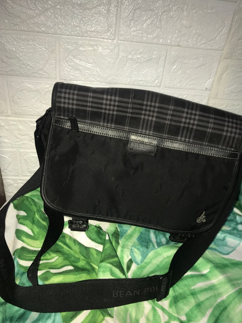 BEANPOLE BAG, Men's Fashion, Bags, Sling Bags on Carousell