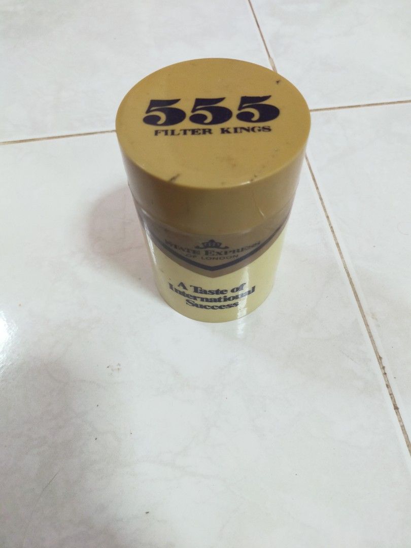 Bekas rokok 555, Hobbies & Toys, Collectibles & Memorabilia, Vintage ...
