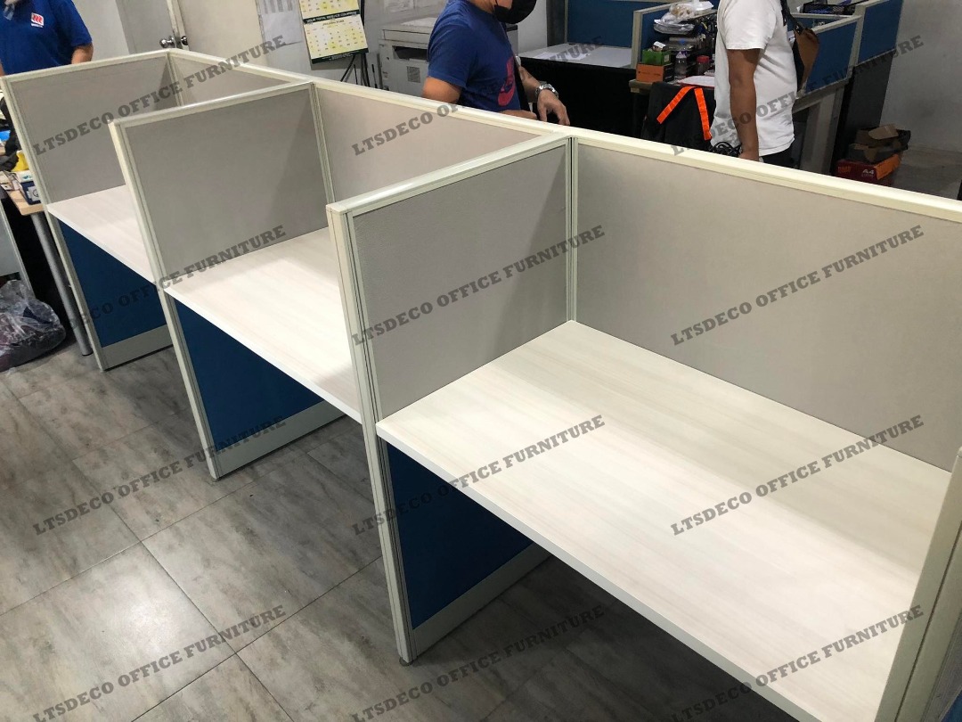 Bpo full fabric cubicles table Office furniture Office Partition ...