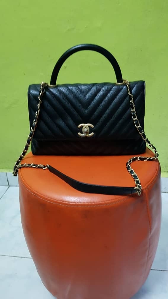 Chanel Sling Bag, Women's Fashion, Bags & Wallets, Cross-body Bags on ...