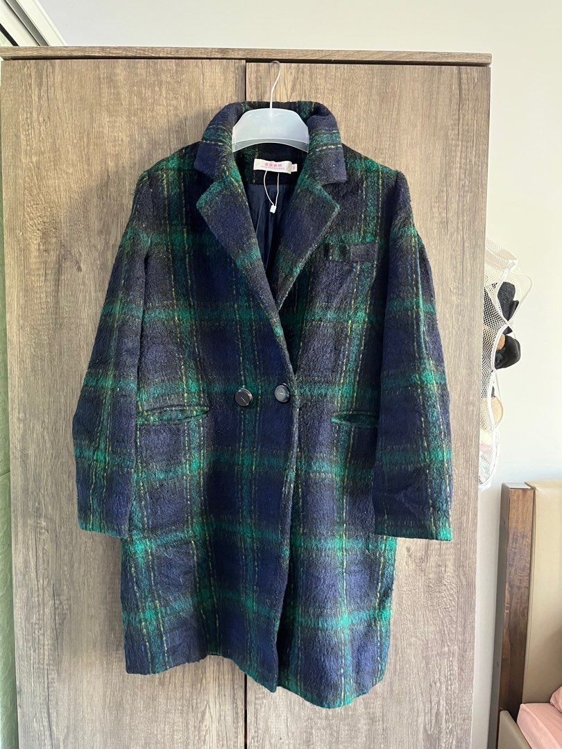 Checkered Coat, Women's Fashion, Coats, Jackets and Outerwear on Carousell