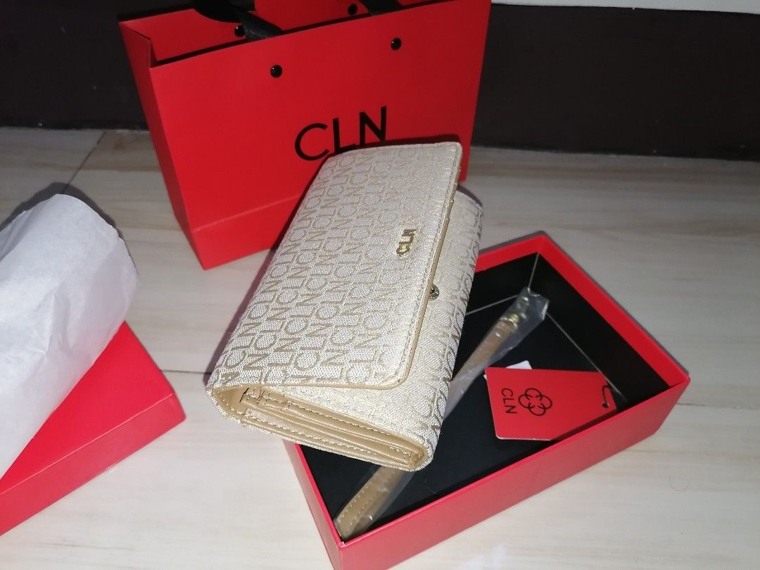 CLN Purse, Men's Fashion, Watches & Accessories, Wallets & Card Holders ...