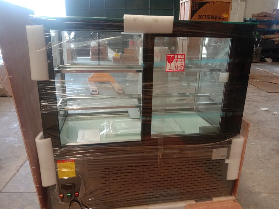 COMMERCIAL BOX TYPE CHILLER DISPLAY / Floor type( 120cm x63x 110 ) 4 ...