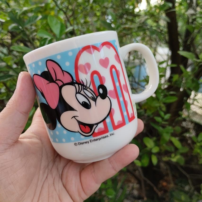 DISNEY Minnie Mouse Mug, Furniture & Home Living, Kitchenware ...