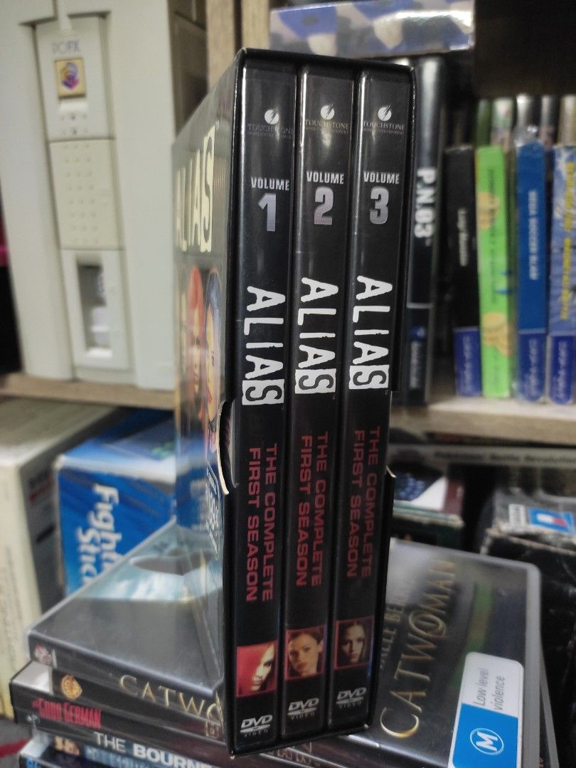 (DVD) Alias Complete First Season Boxset ORIGINAL, Hobbies & Toys ...