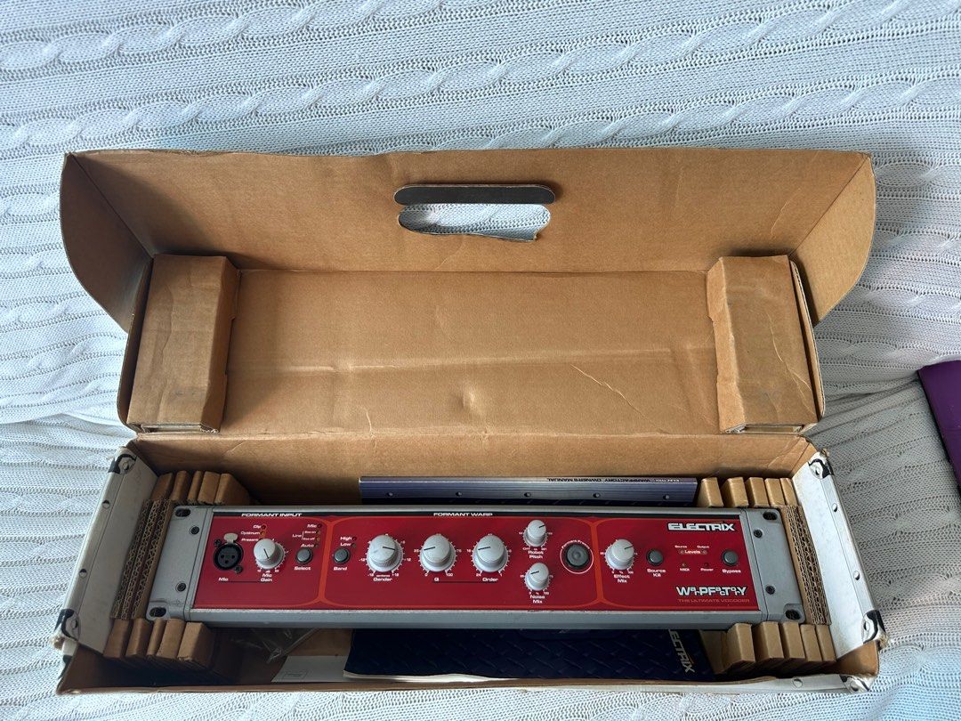 Electrix Warp Factory Ultimate Vocoder, Hobbies & Toys, Music & Media ...