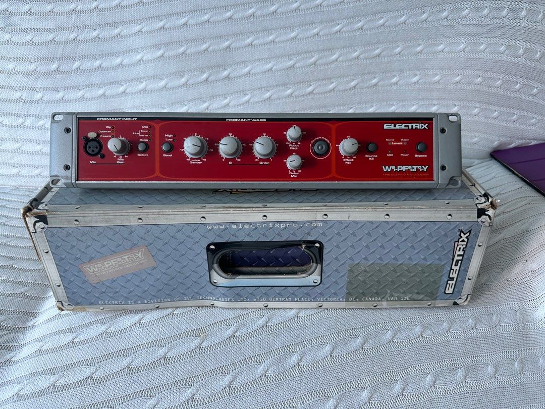 Electrix Warp Factory Ultimate Vocoder, Hobbies & Toys, Music & Media ...