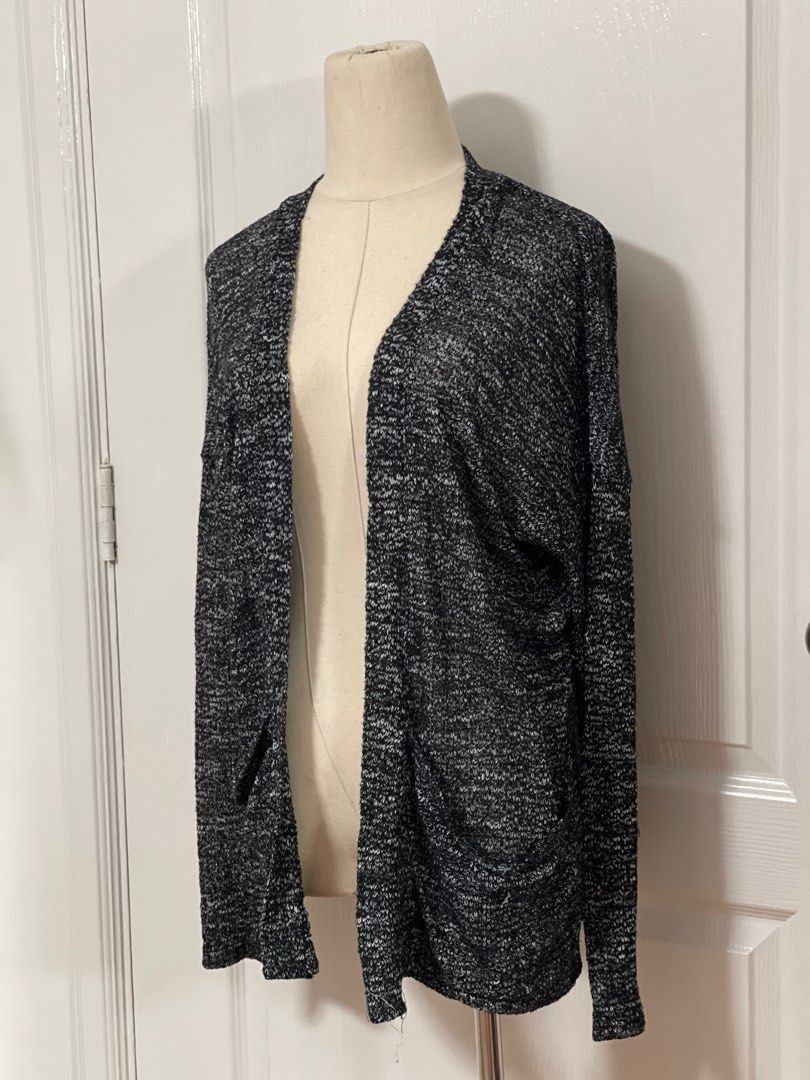 Factorie black and white knit cardigan, Women's Fashion, Coats, Jackets ...