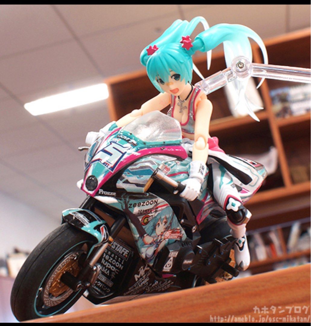 Figma Max Factory action figure series 233 2013 Racing Miku EV Mirai ver, Hobbies & Toys, Toys ...