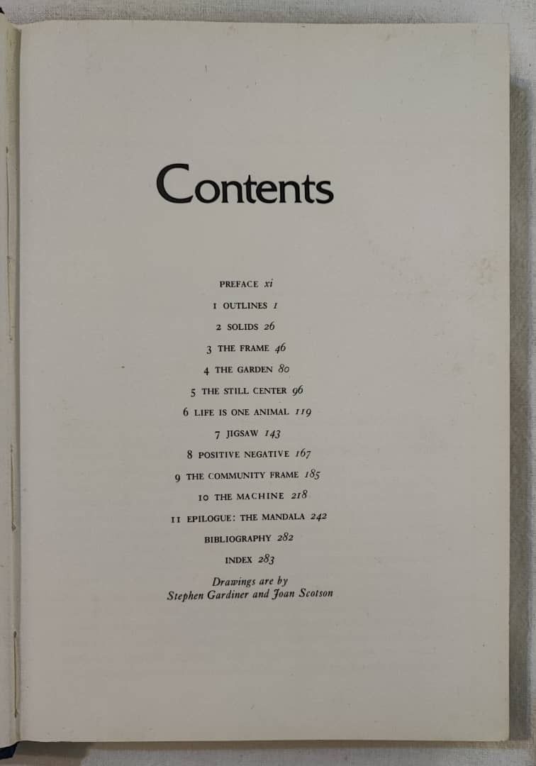 Hardcover. EVOLUTION OF THE HOUSE, Hobbies & Toys, Books & Magazines, Storybooks on Carousell