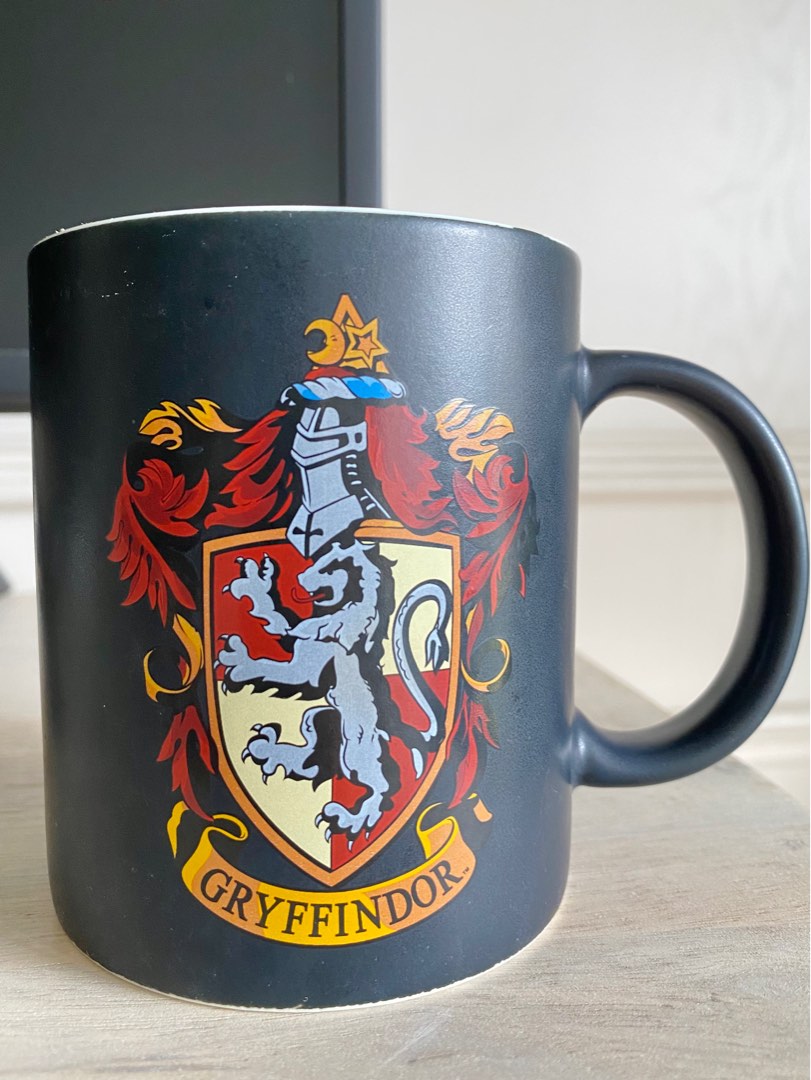 Harry Potter Gryffindor Mug, Hobbies & Toys, Collectibles & Memorabilia ...