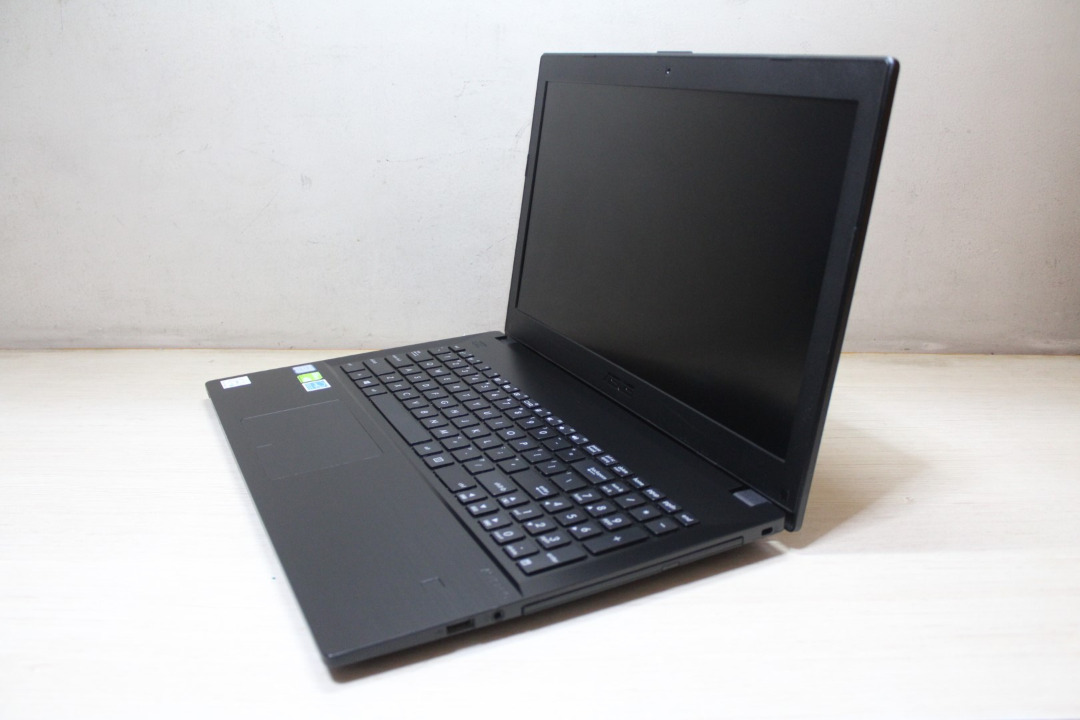 i7 8thgen Asus pro p2540 15.6inch Ram 8gb ssd 240gb nvidia mx110 numpad ...