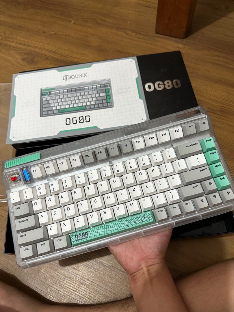 iQunix OG80 Wormhole RGB Premium Mechanical Keyboard Gaming, Computers ...