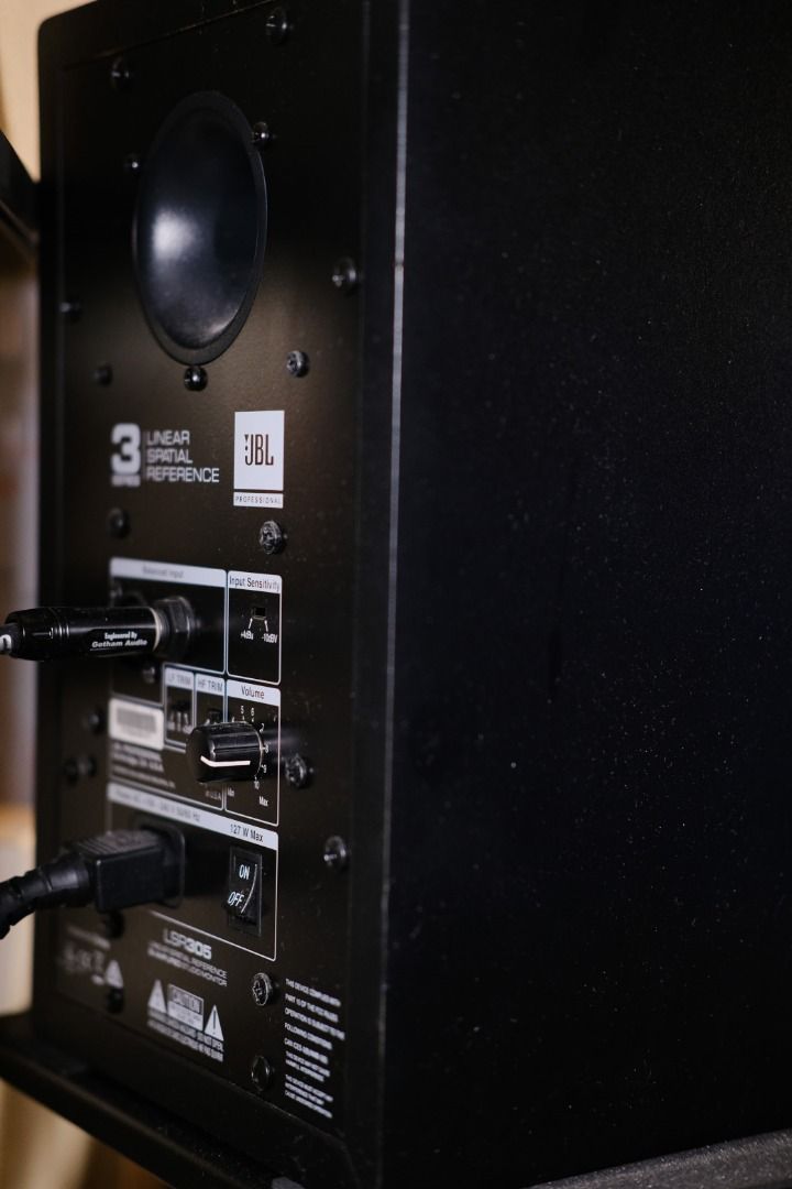 JBL LSR 305 Professional Studio Monitors (Pair) with Speaker Stands ...