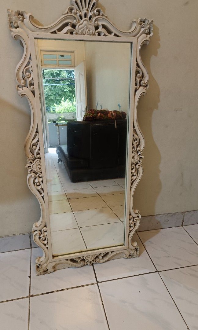 Kaca rias antik ukir, Perabotan Rumah di Carousell