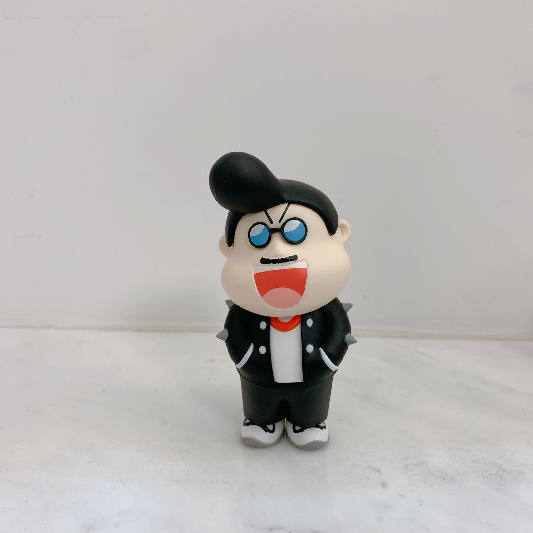 Line Friends Boss 公仔 老闆 部長 盲盒, 興趣及遊戲, 玩具 & 遊戲類 - Carousell