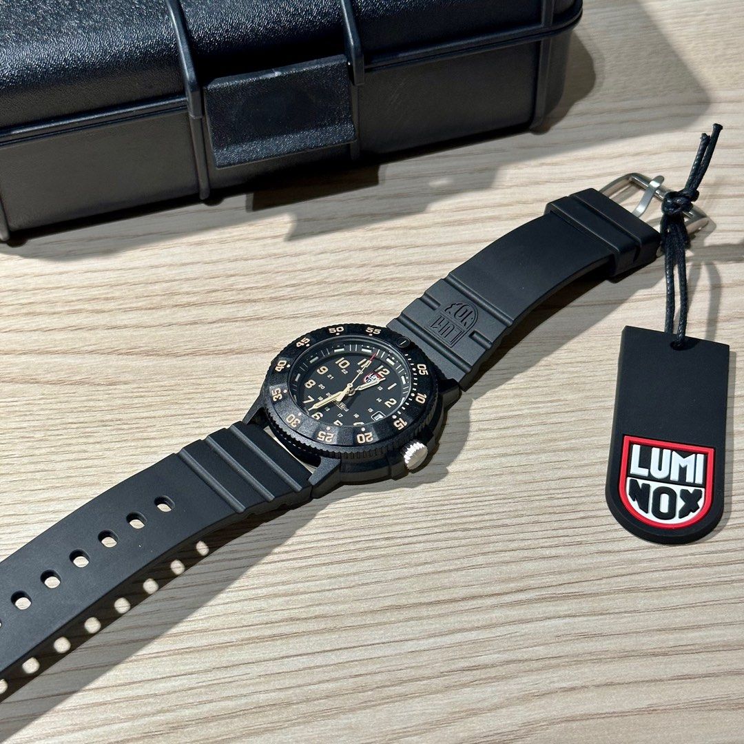 Luminox Navy Seal, Men's Fashion, Watches & Accessories, Watches on ...