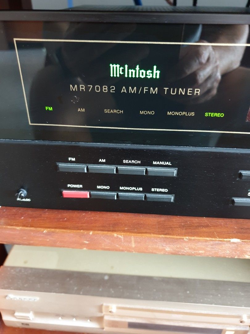 McIntosh MR 7082 AM/FM tuner, Audio, Other Audio Equipment on Carousell