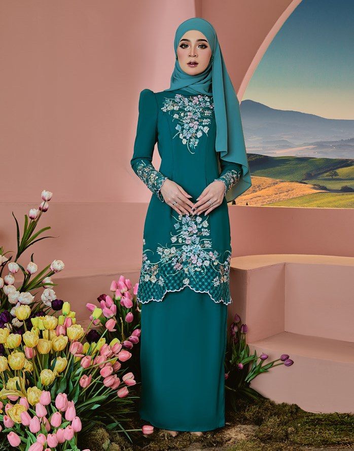 Mini Kurung 2023 raya collection from Leeyanarahman, Women's Fashion ...