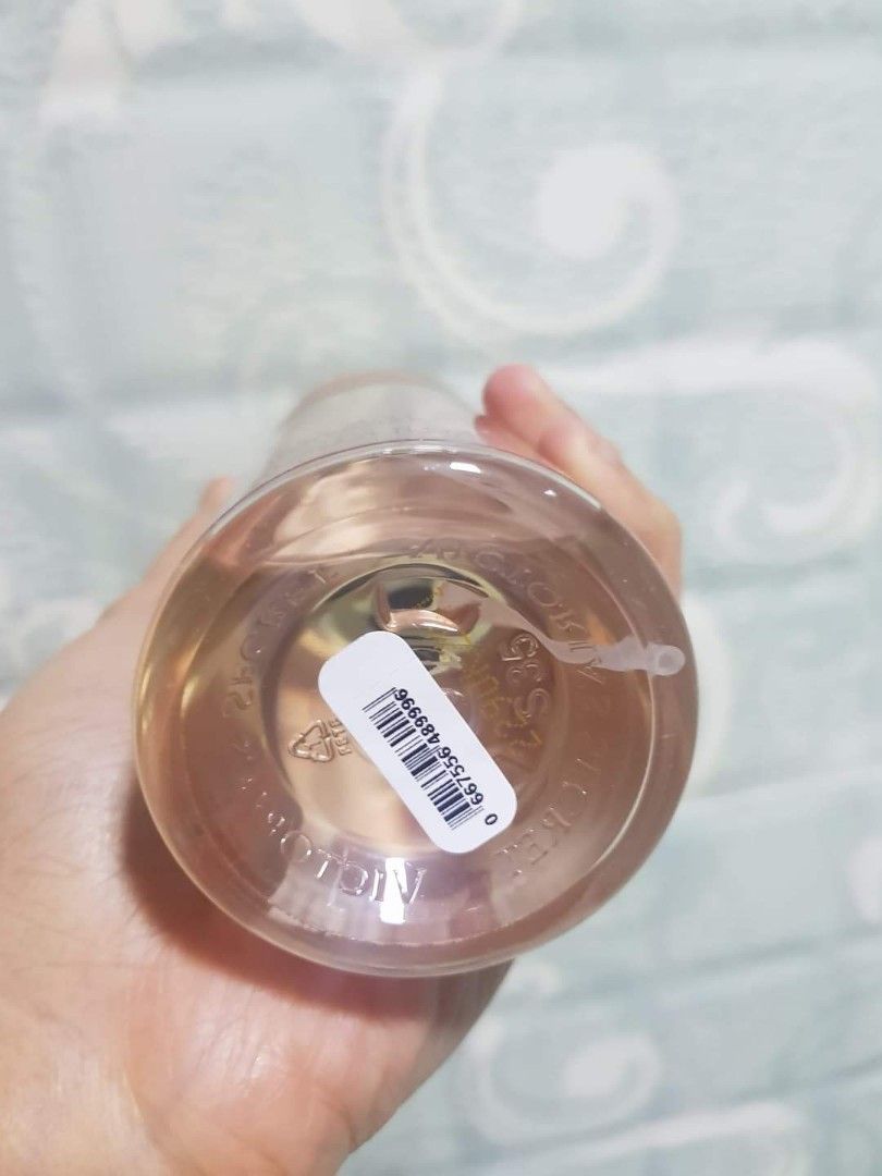 Original VS perfume bare vanilla, Beauty & Personal Care, Fragrance & Deodorants on Carousell