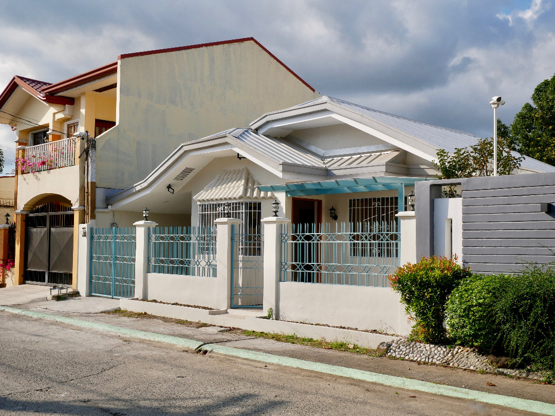 Beautiful bungalow in cavite on Carousell