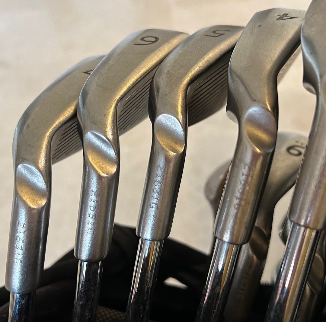 Ping Rapture Irons Steel Black Dot + putter, Sports Equipment, Sports ...