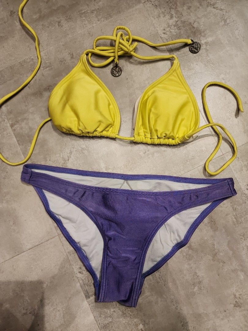 Rip Curl Bikini Set Womens Fashion Swimwear Bikinis And Swimsuits On Carousell