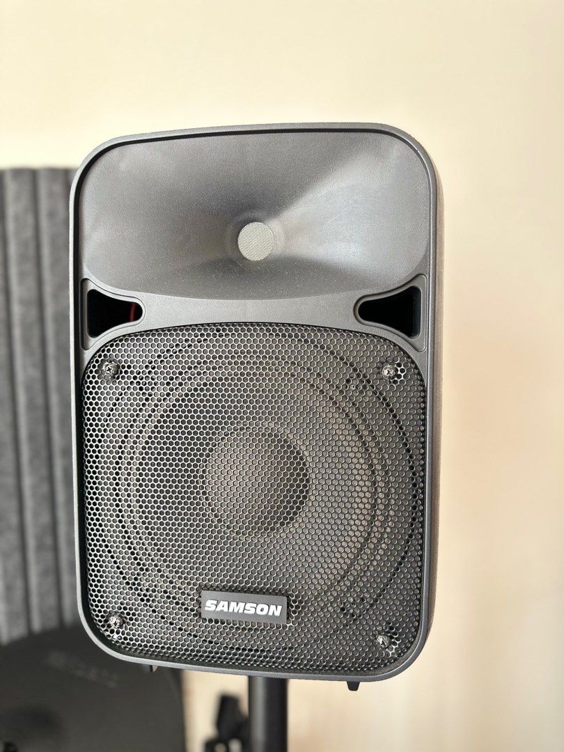 Samson Auro D208 200 Watts 2-Way Active Loudspeaker (pair), Audio ...