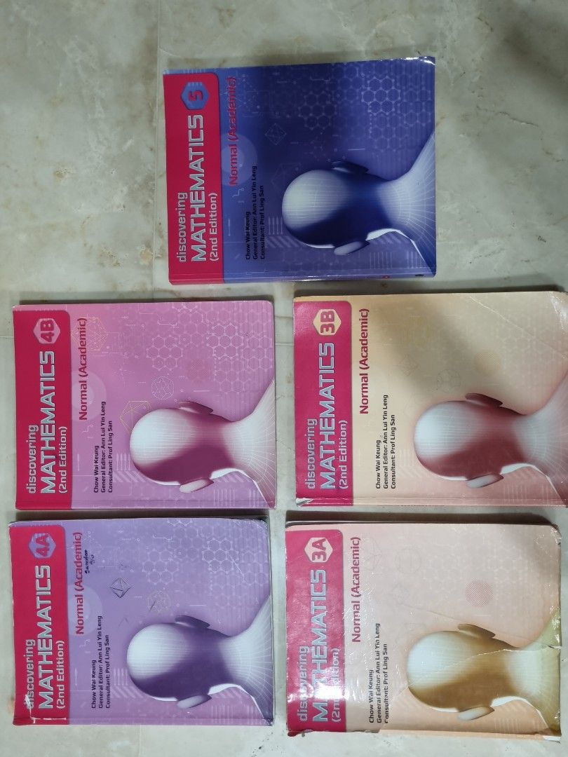 Secondary school math textbook S3/4/5, Hobbies & Toys, Books ...