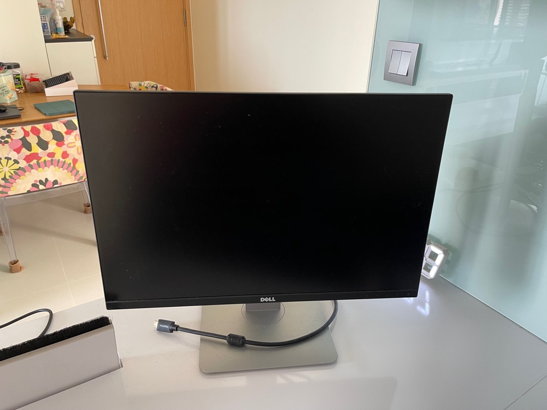 Sell 24 inch monitor screen, Computers & Tech, Parts & Accessories ...