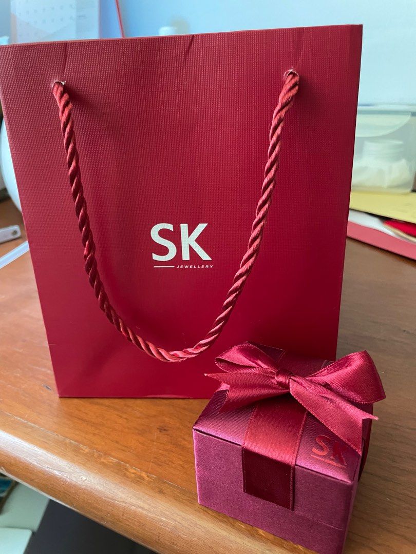 SK jewellery box + paper bag, Women's Fashion, Jewelry & Organisers ...