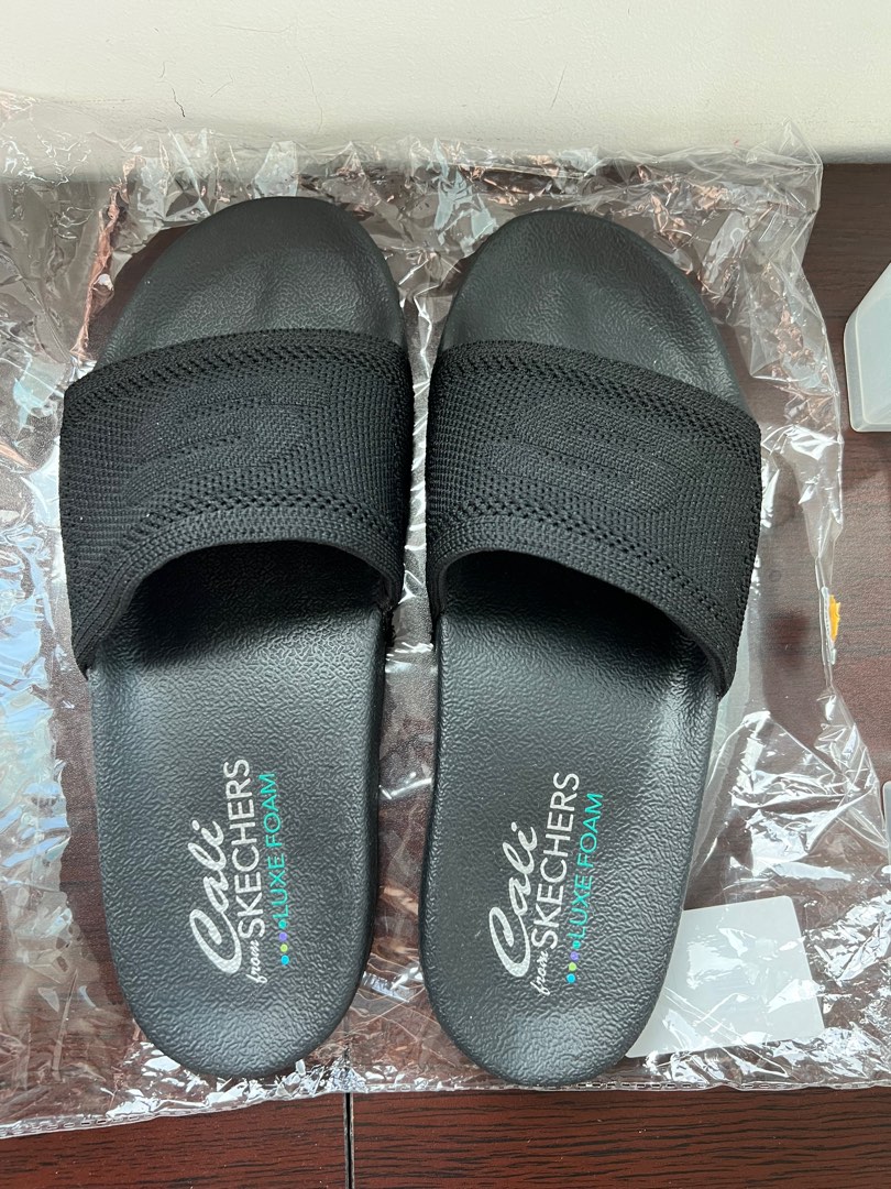 Skechers Slides, Women's Fashion, Footwear, Flipflops and Slides on ...
