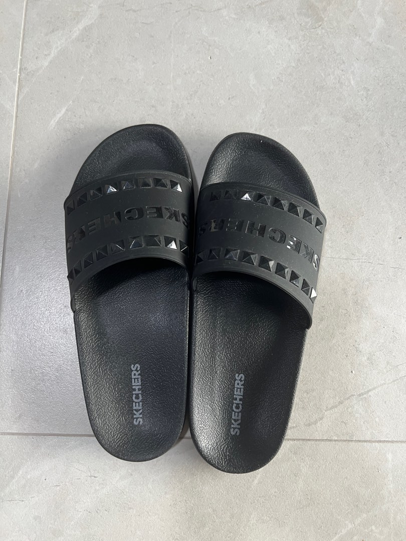 Sketchers slippers, Women's Fashion, Footwear, Sandals on Carousell Sketchers slippers, Women's Fashion, Footwear, Sandals on Carousell