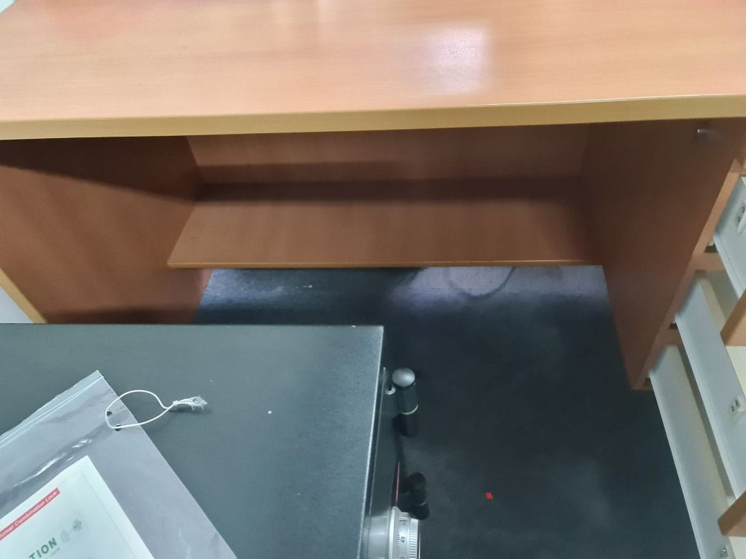 SOLID LIGHT BROWN OFFICE DESK WRITING TABLE STUDY TABLE WITH FOOT REST ...