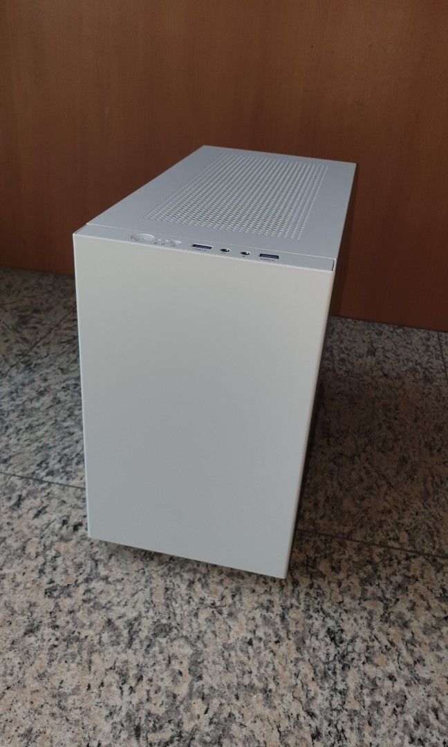 Tecware Fusion Case White, Computers & Tech, Parts & Accessories ...